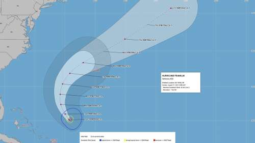Hurricane Franklin ‘wobbles’, changes speed on approach - The Royal ...