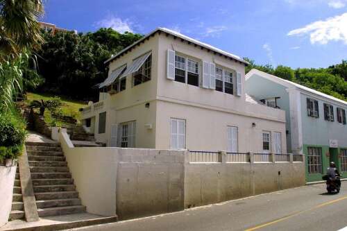 Minister did not declare interest in sale of house to BHC, says Auditor ...