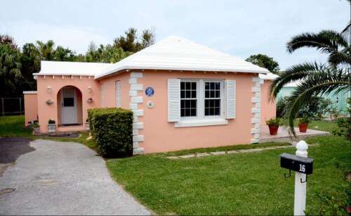 Just-listed cottage in Sleepy Hollow is house hunter's dream - The ...
