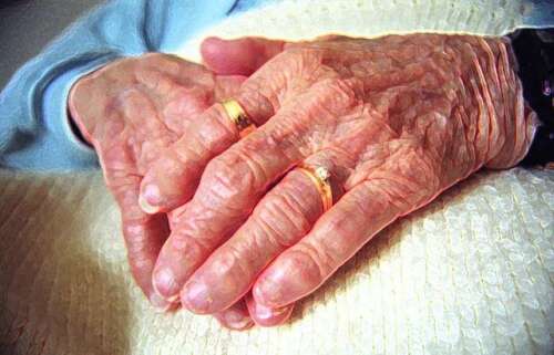 Number of people claiming financial assistance falls - The Royal ...