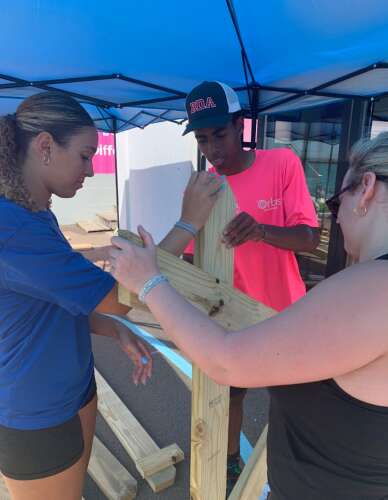 Arch Capital and volunteers support Endeavour programme - The Royal ...