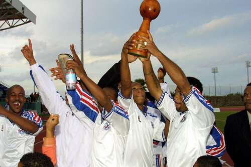 Meshach's knee trouble - The Royal Gazette | Bermuda News, Business ...