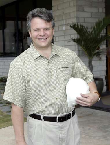 Hundreds of workers meet with hotel boss after jobs cut news - The ...