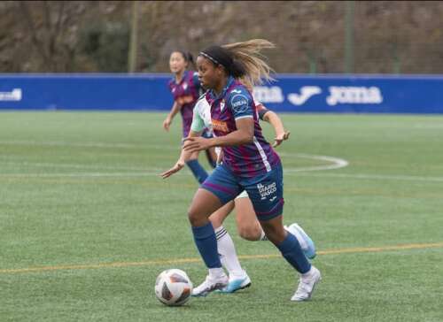 Kenni Thompson relishing prospect of putting on Bermuda shirt - The ...